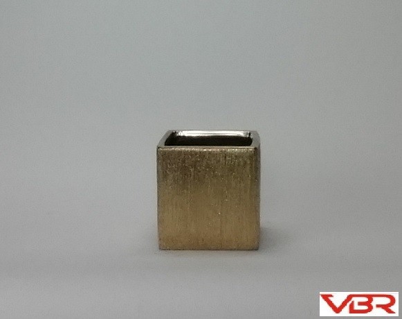 ETCHED GOLD CUBE